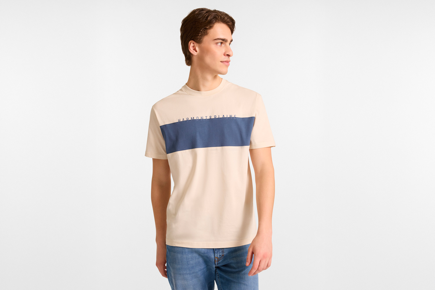 Linen shirt with a Mandarin collar